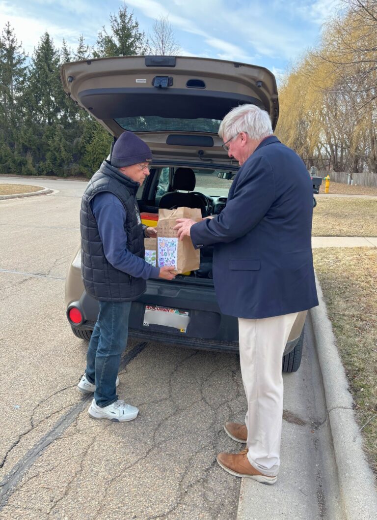 Congressman Grothman Visits ADVOCAP Food & Nutrition Program - ADVOCAP